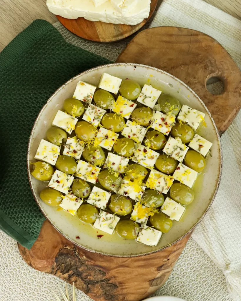 Aceitunas con Queso - CUKit