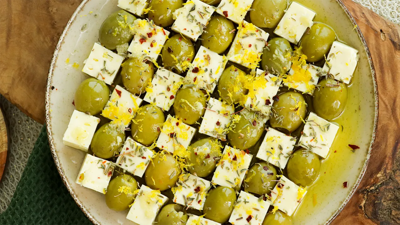 Aceitunas con Queso - CUKit