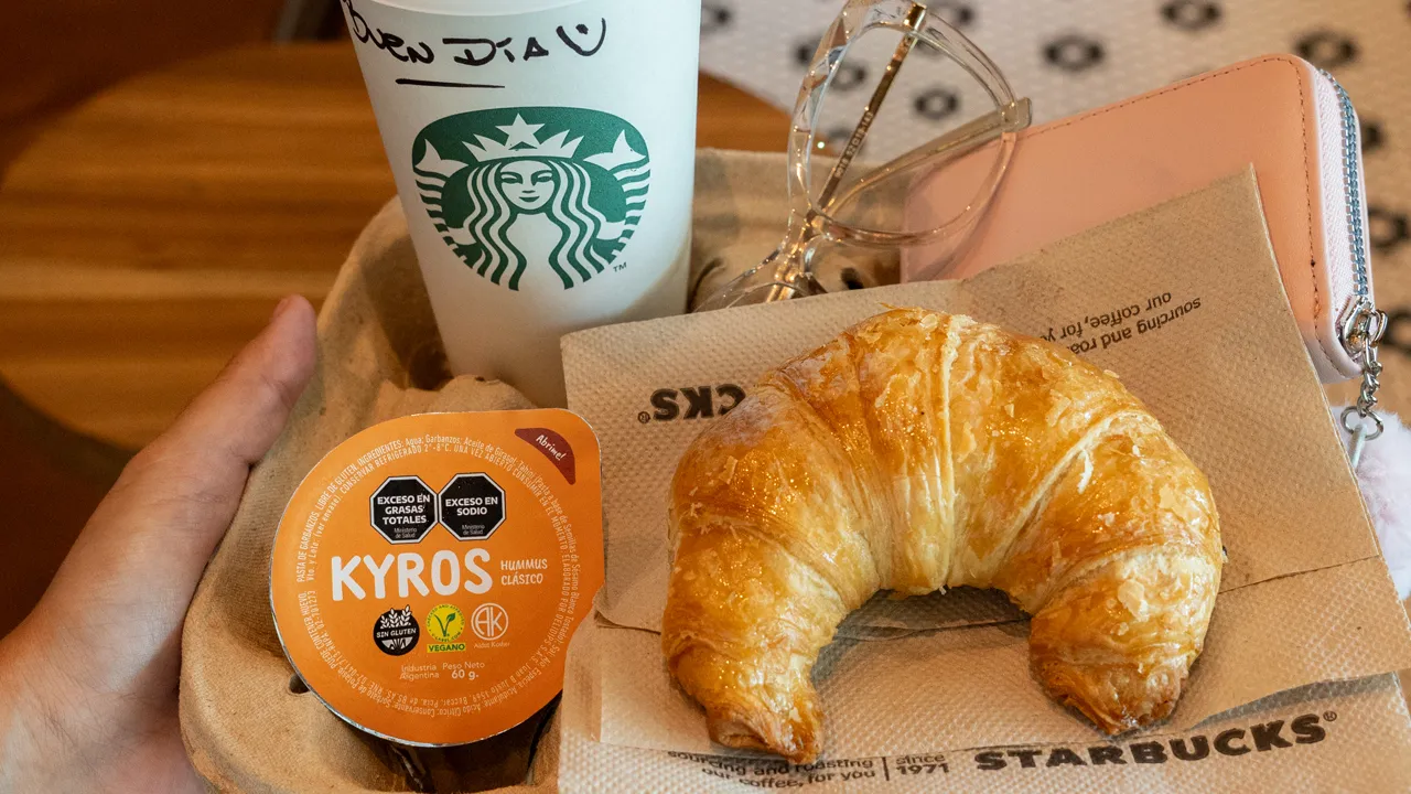 Starbucks Argentina suma Kyros Hummus en formato individual - CUKit
